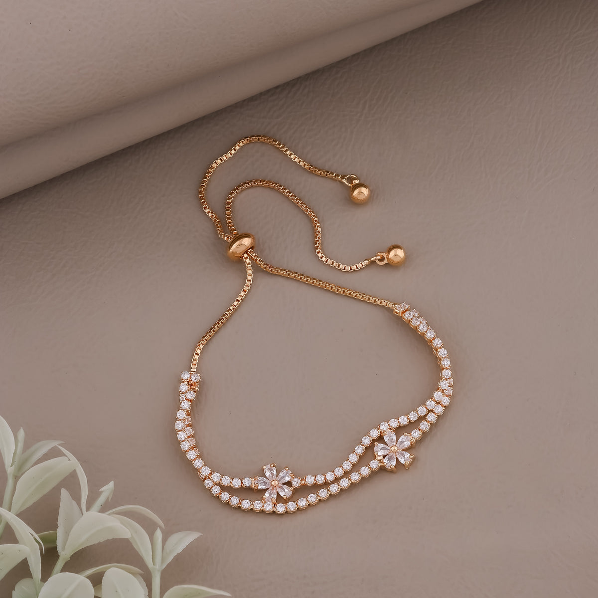 Aashika Adjustable Slider Bracele – Ginostone